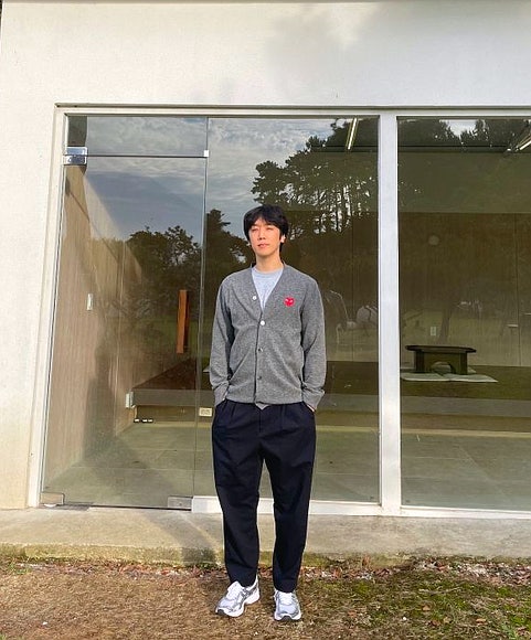 꼼데가르송 남자 회색 가디건 코디 옷장에서 꺼낸 완벽한 커플룩 네이버 블로그