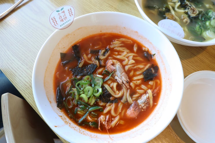 성산일출봉 우도 지미봉이 보이는 제주 바다 뷰 맛집 성산봄죽칼국수 성산점 네이버 블로그