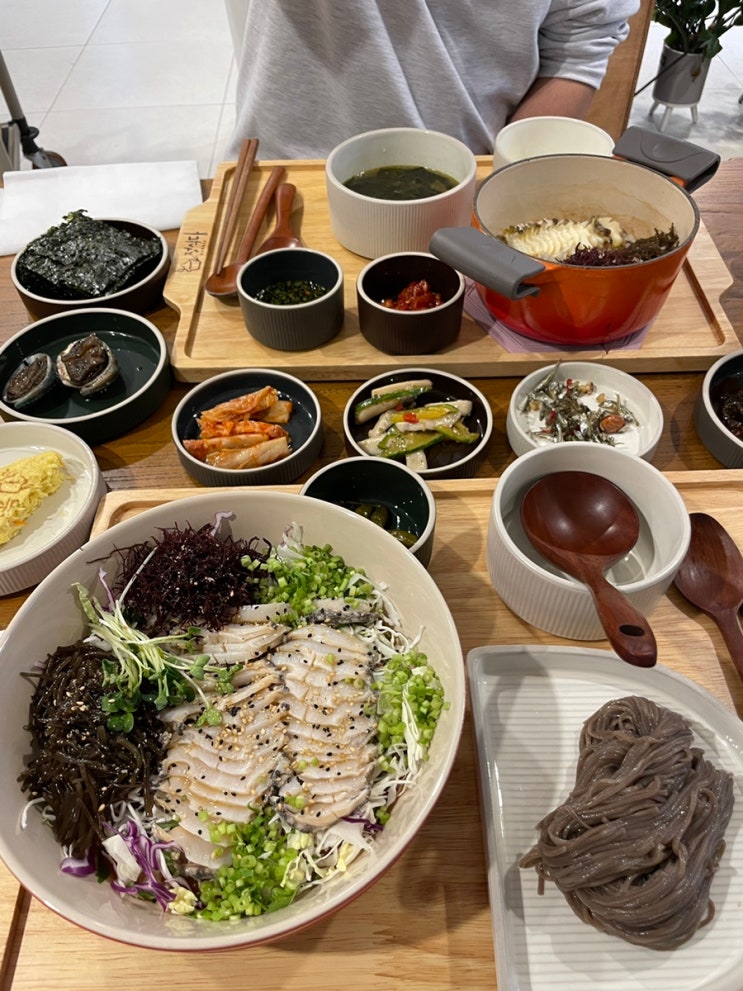 남해맛집 남해정식당전복이 그득~하게 들어있는 솥밥이랑 물회 한번 드셔보세요🦪🦪☺️👍🏻웨이팅필수내돈내산 솔직리뷰