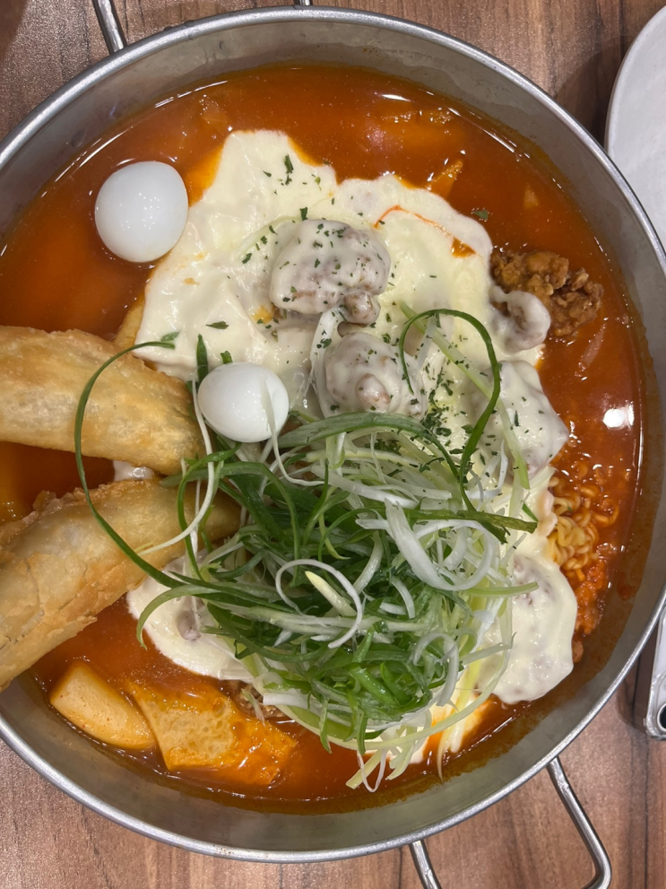 광명 철산맛집 버터갈릭감자튀김이 유명한 청년다방 철산점치즈폭포순살 떡볶이 후기 네이버 블로그