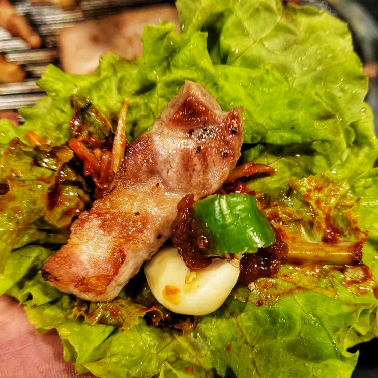 신촌 통통돼지 신촌맛집삼겹살껍데기내돈내산신촌고기집숯불삼겹살신촌저녁식사 네이버 블로그
