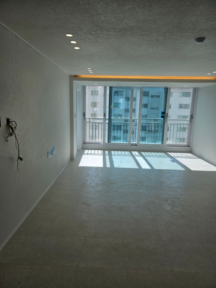 KCC 숲 도담 2.7T 4911 크레마 아이보리 아파트 시공후기 : 네이버 블로그