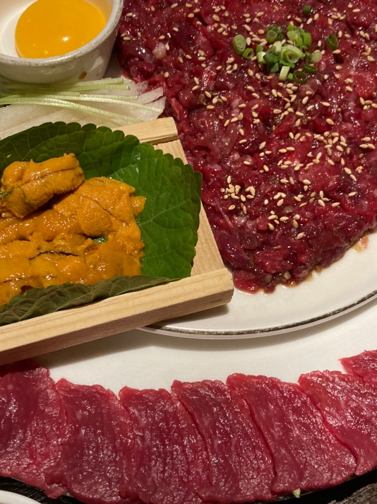 창원 상남동 술집 정성육회 육사시미 육회 뭉텅이 우니까지 너무 맛있는 술안주집 네이버 블로그