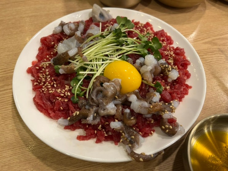 진주육회 4호점 광장시장육회 맛집 솔직후기 육회탕탕이 And 녹두전 네이버 블로그
