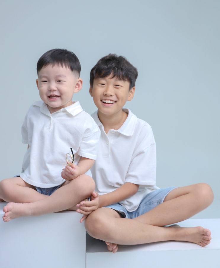 대전 둔산동 우정사진 구도스튜디오에서 촬영하는 유쾌하고 귀여운 형제의 우정 사진 네이버 블로그