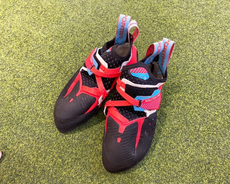 [암벽화 리뷰] 라스포르티바 솔루션 콤프/SOLUTION COMP W-여자암벽화 리얼후기 : 네이버 블로그