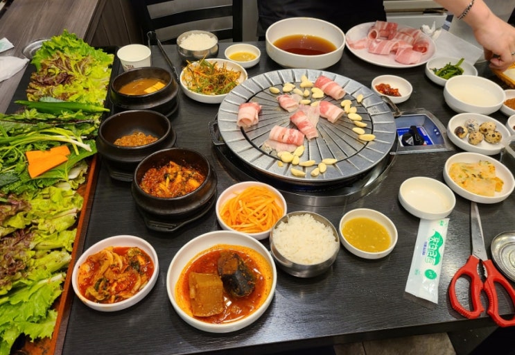 강남 쌈밥집 논현역쌈밥 식객허영만의백반기행 맛집 무한쌈밥집 네이버 블로그