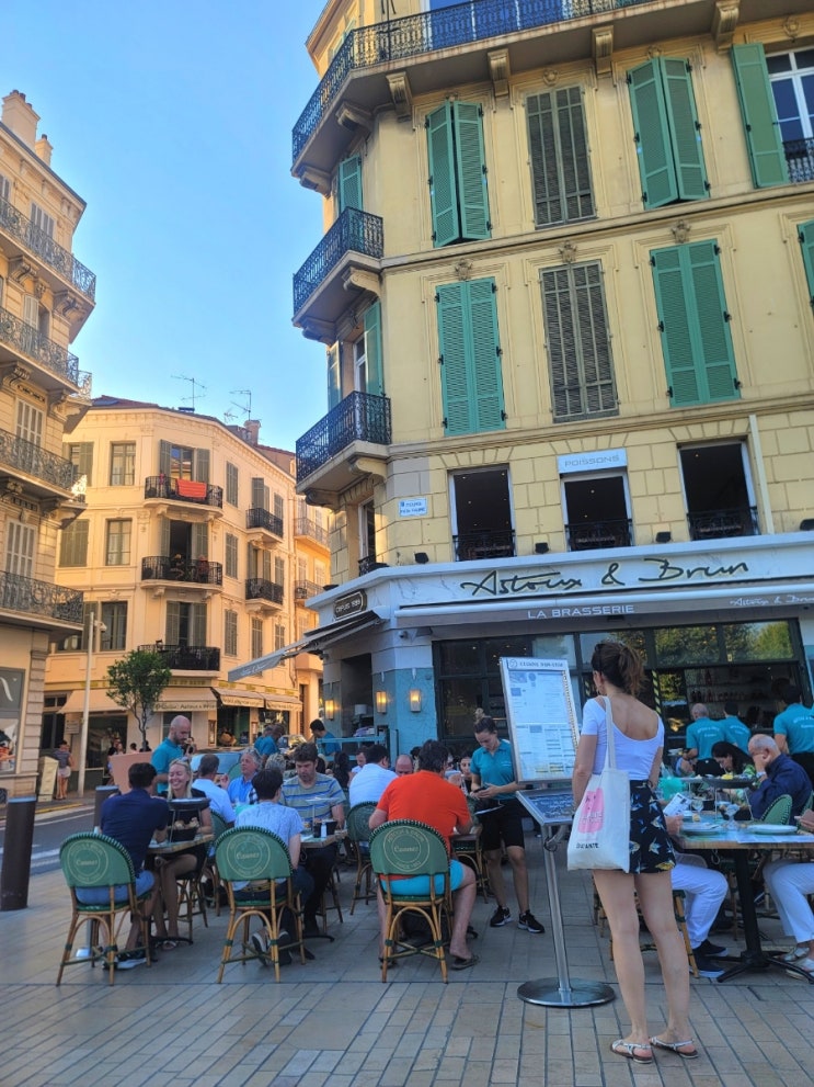 프랑스 칸 1등 해산물 맛집 Astoux et Brun 재방문 후기 / 웨이팅 피하는 꿀팁 : 네이버 블로그