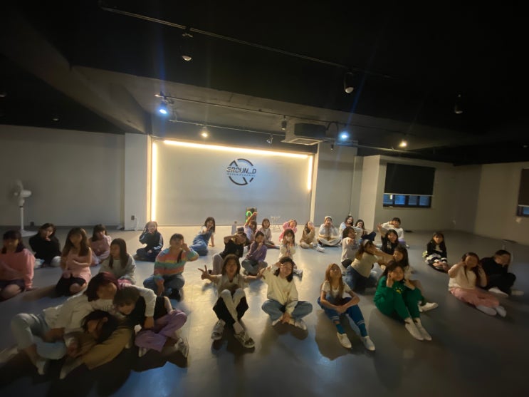 창원댄스 마산댄스 아이들의 성장기에 맞춘 연령별 수준별 맞춤 수업 창원그라운디댄스학원 도계점의 초등저학년 취미반