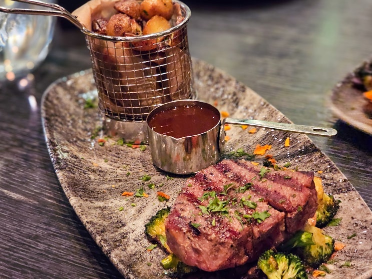 아쿠레이리 식당 :: 그레이븐 (Greifinn), 저녁식사 : 네이버 블로그