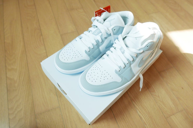 :: shoes - 나이키 (Nike) 에어조던 1 로우 울프그레이 (AIR JORDAN 1 LOW, DC0774-105 ...