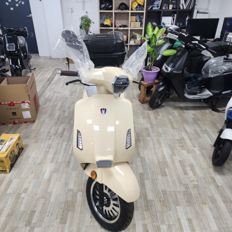 WACCO 와코EV-E6S출고, 전기스쿠터 : 네이버 블로그