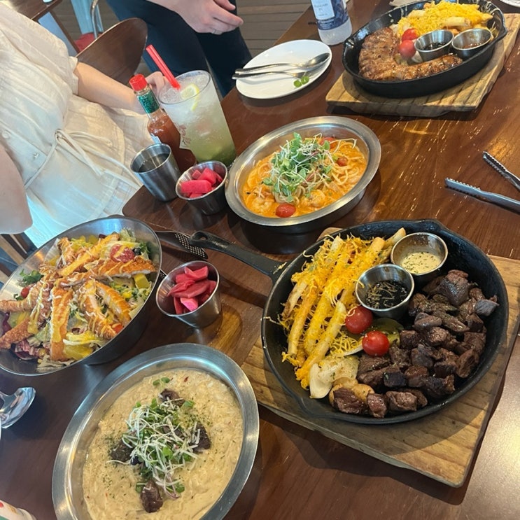 강남맛집 마초쉐프 패밀리세트 스텔라피자 마초삼겹스테이크 소고기큐브스테이크 치킨텐더샐러드 트러플버섯크림리조토 쉬림