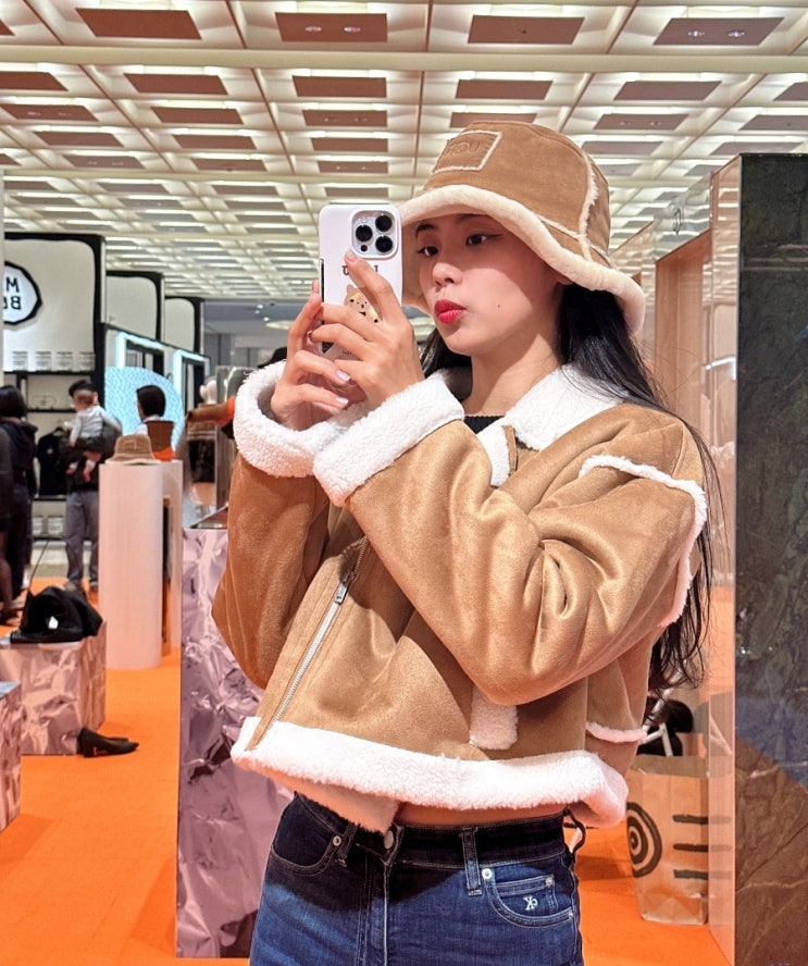 어그 슬리퍼 And 부츠 사이즈 And 무스탕 And 가디건 착용 Ugg 팝업스토어 매장 In 판교 현대백화점 네이버 블로그