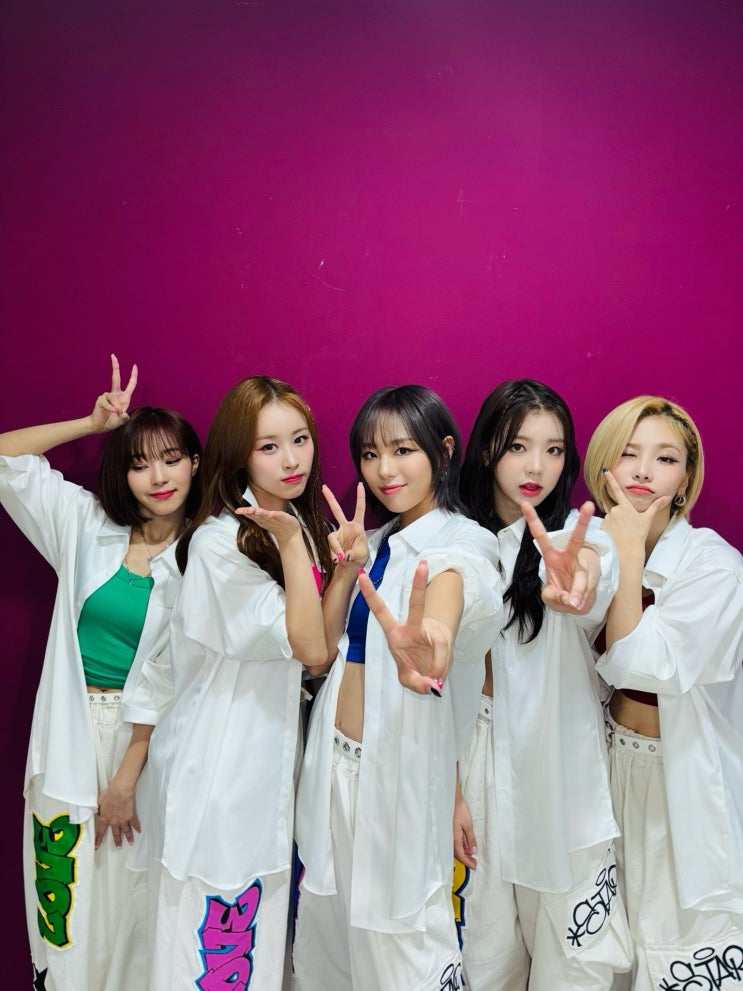 4세대 걸그룹 퀸즈아이 디스 이스 러브 발매 : 네이버 블로그