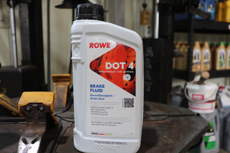 [온게러지] 경기도 이천 기아 스팅어 3.3T 로베 ROWE DOT4 브레이크액 교환! 로베 ROWE 탑기어 75W90 디퍼렌셜 오일 교환 작업후기! : 네이버 블로그