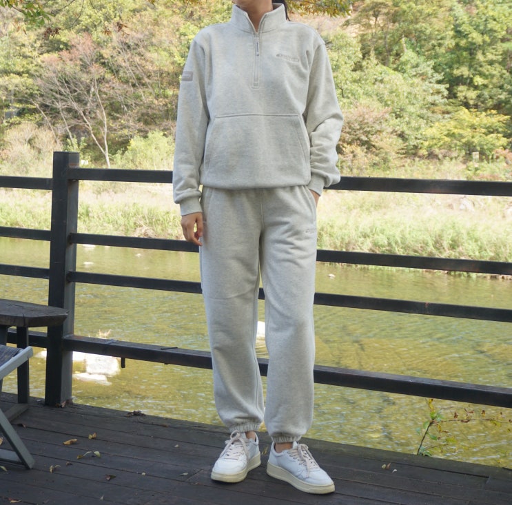 가을 캠핑룩 디스커버리 여성 트레이닝복 세트 반집업 맨투맨 편하게 코디 가능 네이버 블로그