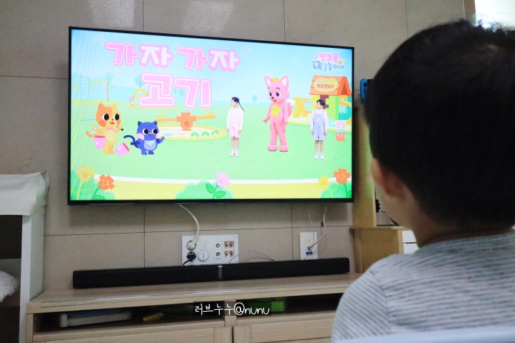 함께 그린 책 전시회 핑크퐁 한글 놀이터 엄마표한글 추천 네이버 블로그