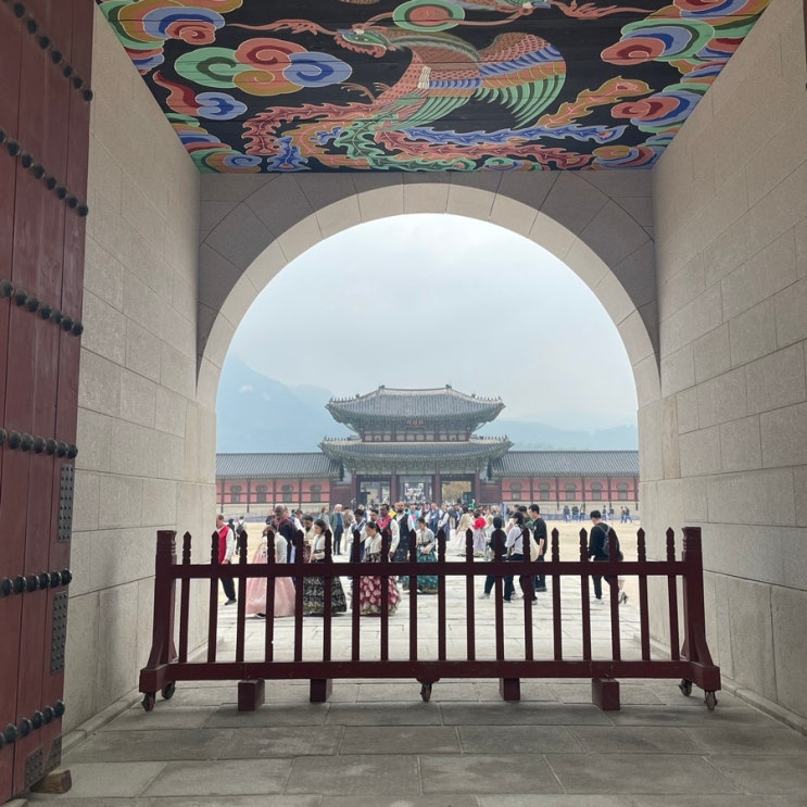 광화문 안국 데이트 추천 광화문 광장 경복궁 월대 열린 송현 녹지광장 도시건축 비엔날레 상생상회 런던베이글