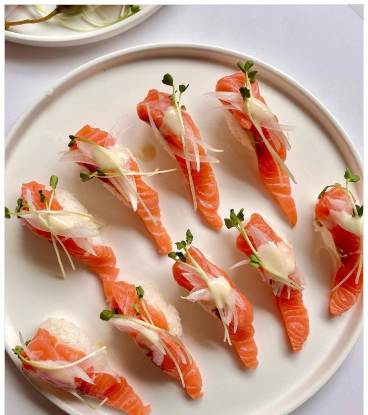 홀스래디쉬 소스 만들기 훈제 연어 회 초밥 롤 양파 서브웨이 맛 단촛물 네이버 블로그