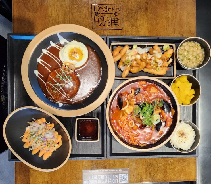맛집카페 광주 광산구 첨단 쌍암점 크기양맛 세가지 폼 미쳤다🩷 함박스테이크무공불맛짬뽕 맛집🩷 무공돈까스 두번째방문