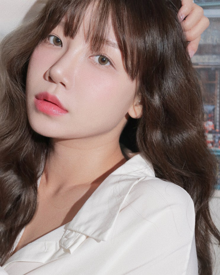 지수 쿨톤 메이크업 디올 블루밍 부두아르 컬렉션 립 글로우 059 레드 블룸 포인트 네이버 블로그