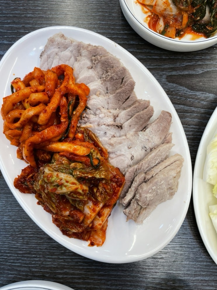 뚝섬역 훼미리손칼국수보쌈 푸짐한 보쌈정식 그리고 감자전 안주 네이버 블로그