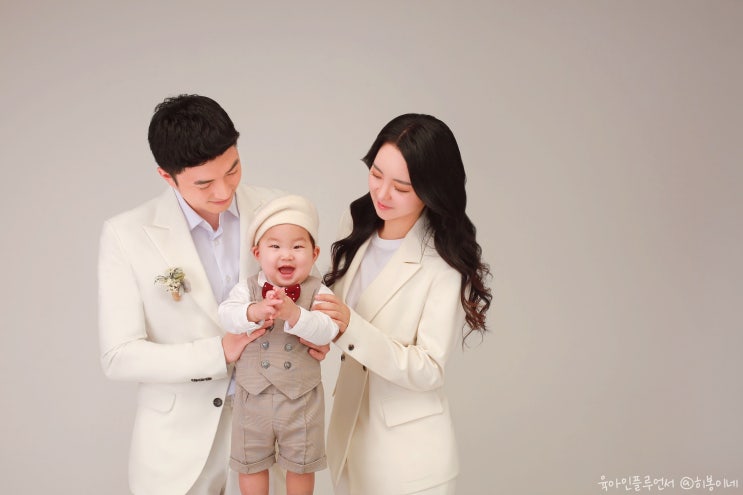 베이비파스텔 돌 가족사진 컨셉 화이트 아기 돌촬영 가족의상 대여 네이버 블로그
