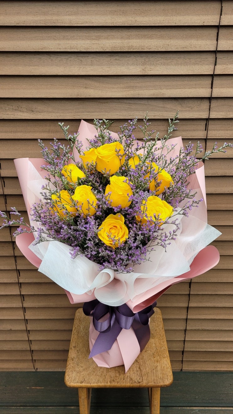사랑하는 여자친구의 생일꽃다발 선물 생각하세요 문의는 인천 해품달꽃농원으로 하세요~~~ 네이버 블로그