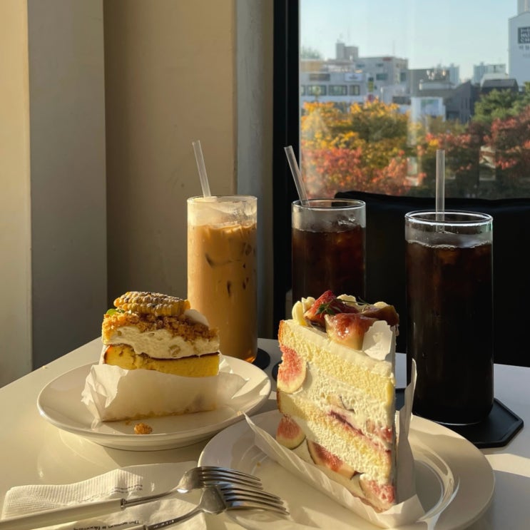 연남동 케이크 카페 비포블루밍 디저트 맛집 무화과케이크 옥수수치즈케이크 후기 네이버 블로그