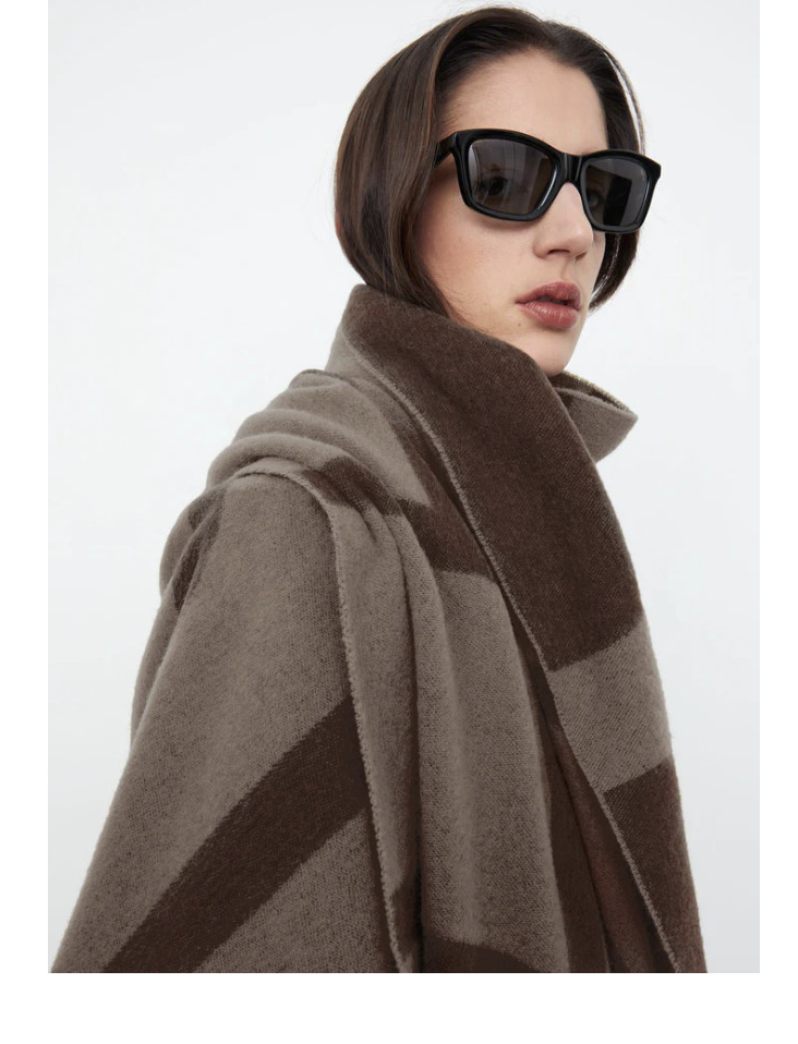 토템 모노그램 자카드 울스카프 8컬러지금계절에 딱인 컬러감과 흔치않은 머플러 : 네이버 블로그