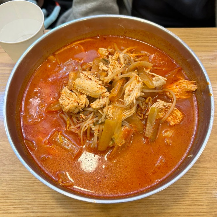정말 맛있는 얼큰 닭칼국수를 만날 수 있는 롯데 타워 맛집 미사리 밀빛 초계국수 And 닭칼국수 네이버 블로그