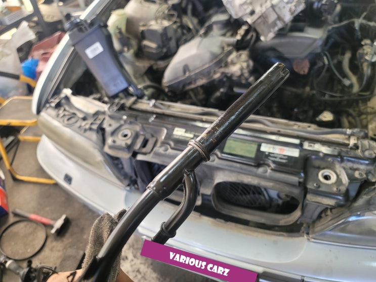 Bmw E39 530i 냉각수누수 및 오일누유 수리 멤버 탈부착 오일팬 작업 오일필터하우징가스켓오일세퍼레이터파워스티어링