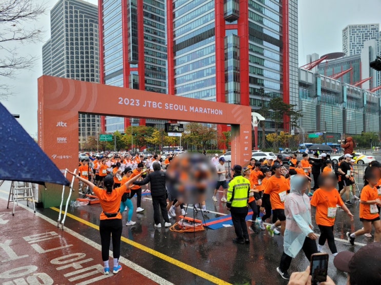 JTBC 서울마라톤 후기 10km 마라톤 완주 / 기념품, 간식, 메달, 기록증 확인 (대회 아쉬운 점 + 건의사항) : 네이버 블로그