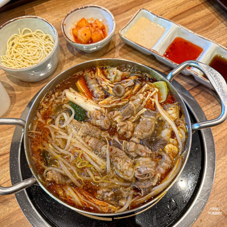 부천신중동 혼밥하기좋을듯한 프리미엄 1인 샤브 삼청동샤브마라샤브얼큰샤브스키야키편백찜 네이버 블로그