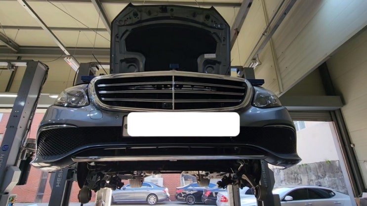 E300 W213 엔진체크등. P06DA 엔진오일펌프컨트롤밸브 교환 작업. : 네이버 블로그