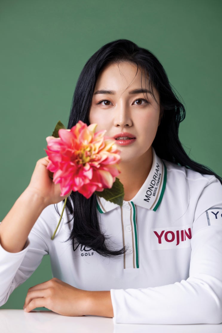 [KLPGA members 11월호 스윙더월드] 260번의 도전, 10년의 기다림. 마침내 피워낸 서연정의 꽃 : 네이버 블로그