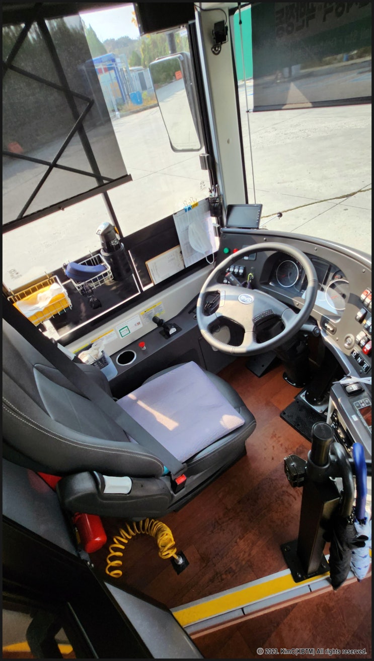 2023 버스내부] BYD eBUS-12 EV 2022~2024년형 운전석 (용남고속 99-2번 시내버스/KBTM)』 : 네이버 블로그