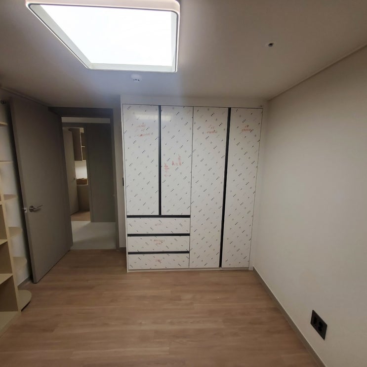 지제역자이아파트 아파트인테리어 아파트리모델링 아파트서럽장 아파트수납장 서랍장리폼 수납장리폼 화이트서랍장 화이트수납장 화이트 ...