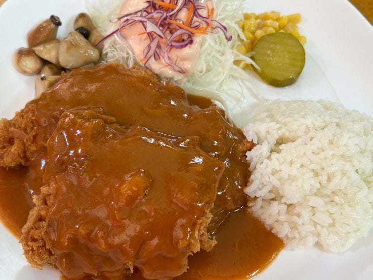 부산 경양식돈까스 원탑! 오랜만에 ’교대 서울왕돈까스‘ 여전히 인기많은 집! : 네이버 블로그