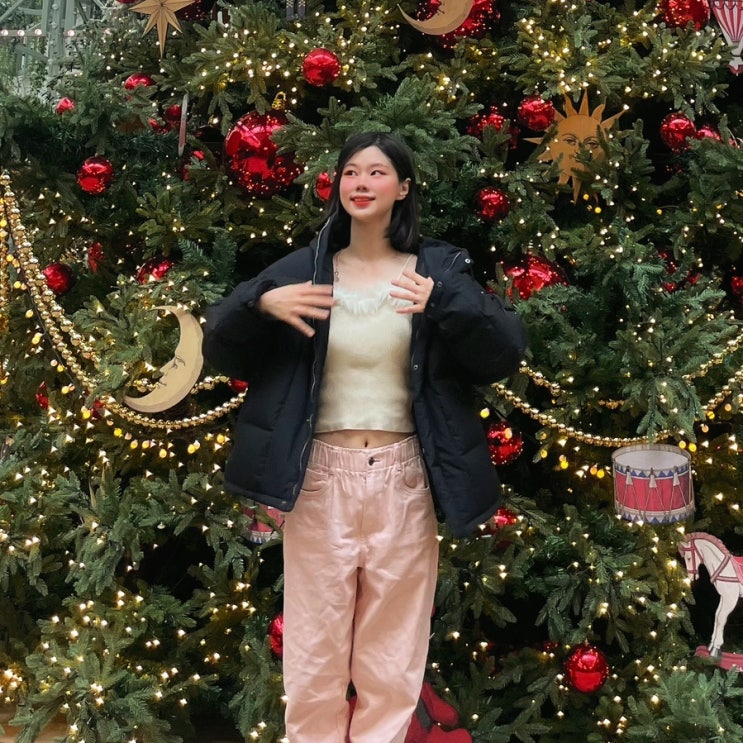 코닥어패럴 김나영 패딩 브라우니 후드 덕다운 자켓 더현대 트리 연말룩 네이버 블로그