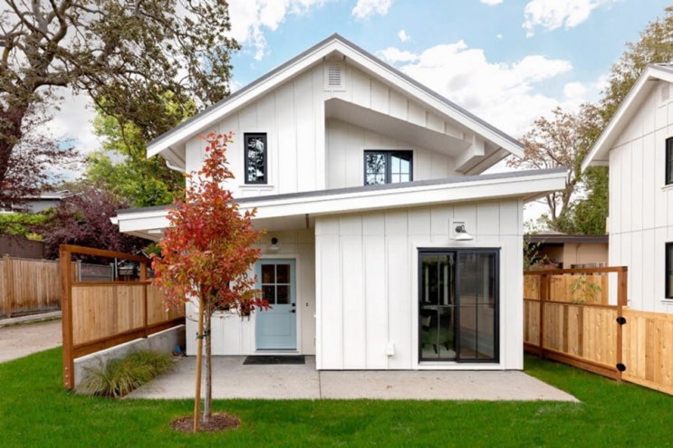 층간 돌출 경사지붕 위 박공지붕 인입 2층집 소형 전원주택 한채 : 네이버 블로그