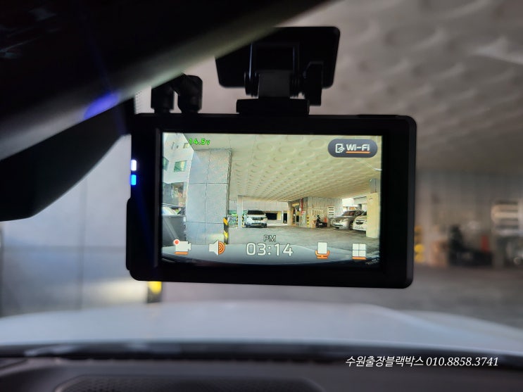 수원 원천동 BMW 320i 차량에 네이버 예약으로 파인뷰 LXQ500 power 예약, 무료 출장 설치 해드렸습니다. 수원 출장 블랙박스 : 네이버 블로그