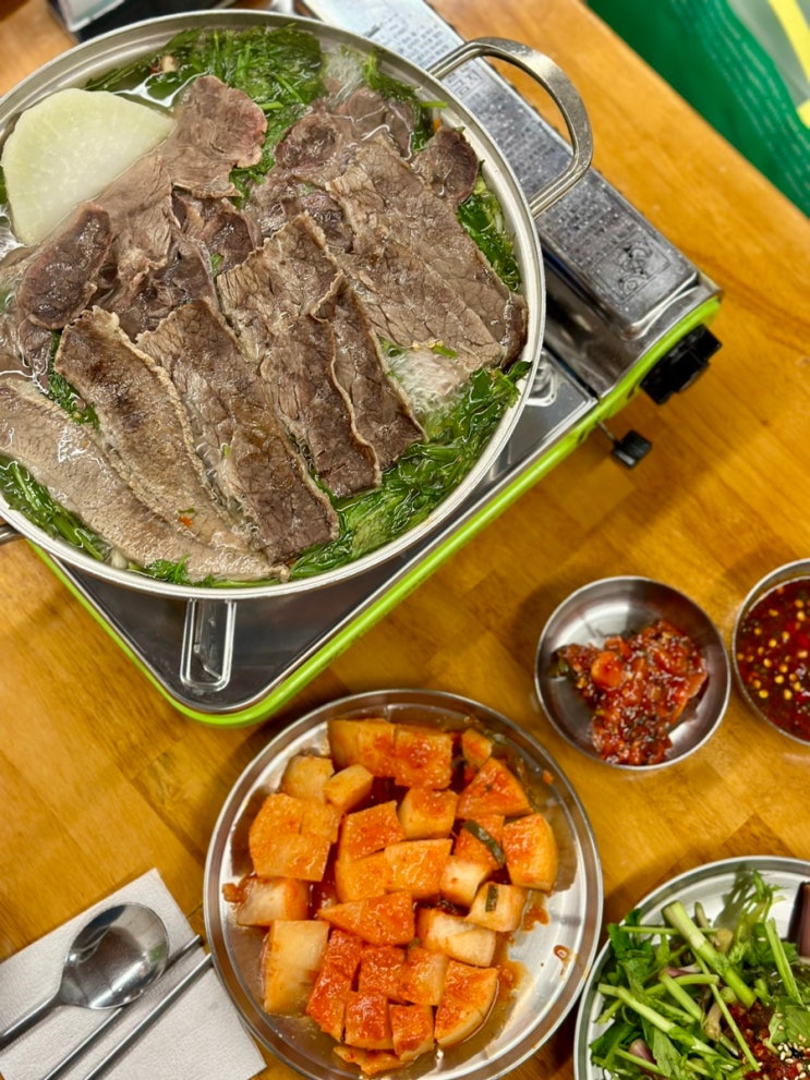 용리단길 맛집 능동미나리 미나리 전골 수육 예약 웨이팅 후기 네이버 블로그