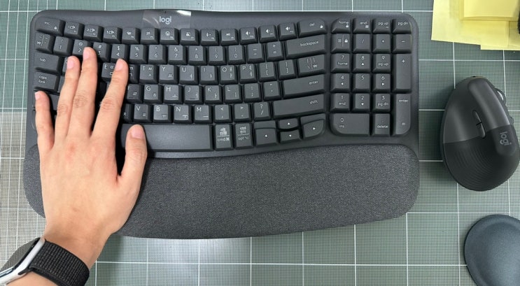 팩폭후기 로지텍 WAVE KEYS 인체공학 무선 블루투스 키보드 웨이브 키보드 YR0096 CU0021 솔직후기 : 네이버 블로그