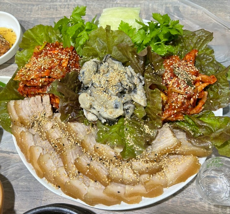 점점 추워지는 날씨 굴보쌈의 계절이 돌아왔다 괜찮은 굴보쌈을 만날 수 있는 목포 제철음식점 딸기코씨 네이버 블로그