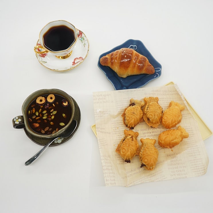 울산 울주군 카페 덕신 커피학개론 미니 붕어빵 소금빵 대추차 맛집 네이버 블로그
