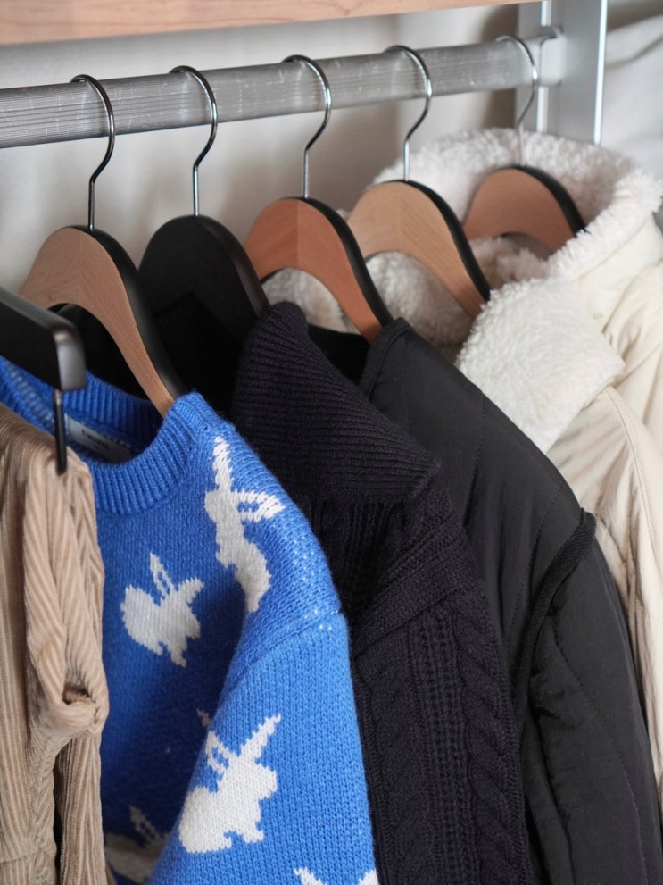 겨울 옷장 공간절약 옷걸이추천 엠부띠끄 원목옷걸이 : 네이버 블로그