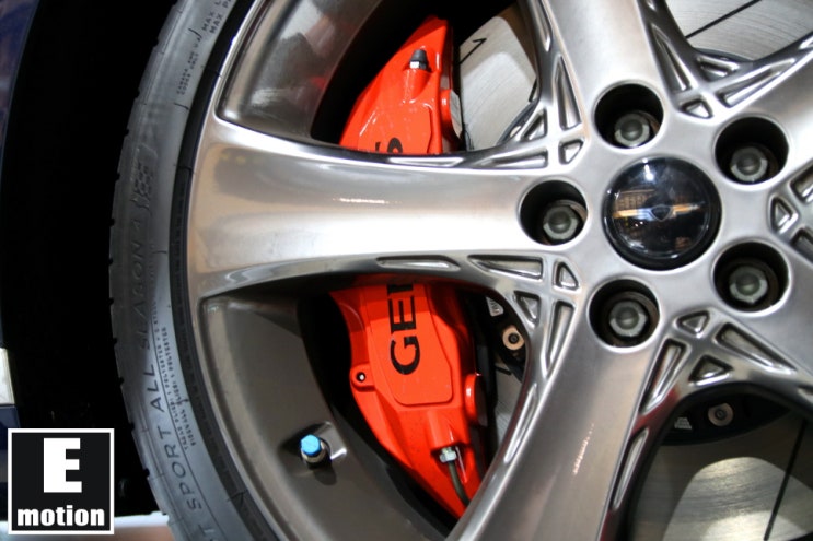 제네시스 G80 RG3 - 네오테크 NF 6P EX 브레이크 튜닝 / 브렘보에서 교체 : 네이버 블로그