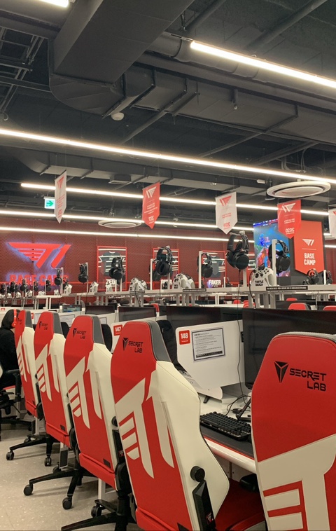 [T1 Basecamp] 티원 유튜브보고 다녀온 티원 피시방(피방인데 이제 맛집으로 유명한+뷰잉파티가능) : 네이버 블로그